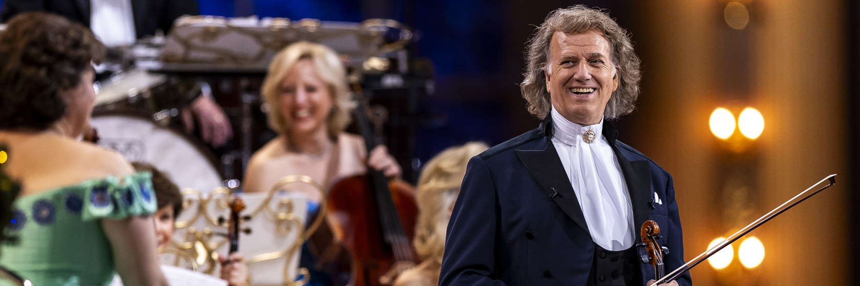 André Rieu's 2024 Christmas Concert: Gold & Silver | Palace Cinemas