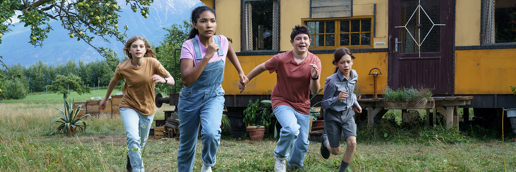 GER24 The Flying Classroom | Palace Cinemas